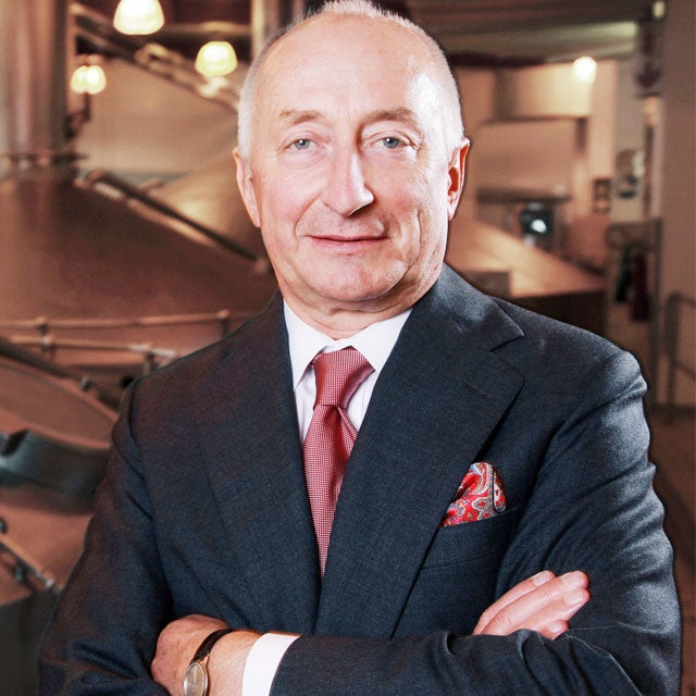 Graham Mackay estará hasta julio como CEO de SABMiller por problemas de ...