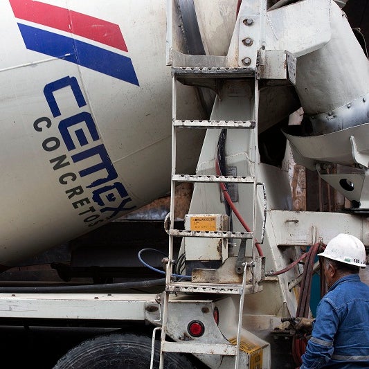Cementera Cemex lanza bonos por US$1,000 millones y €400 millones