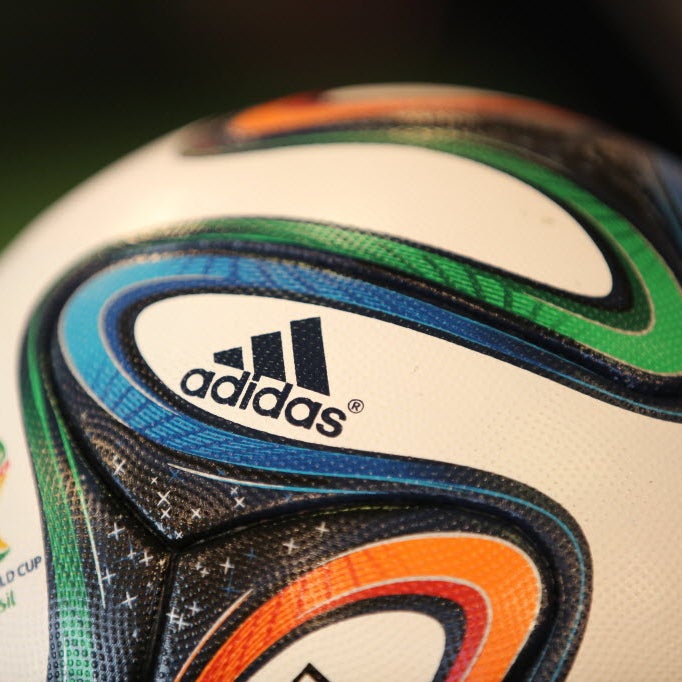 Soccernomics: ¿Cómo la economía y la información estadística están ...