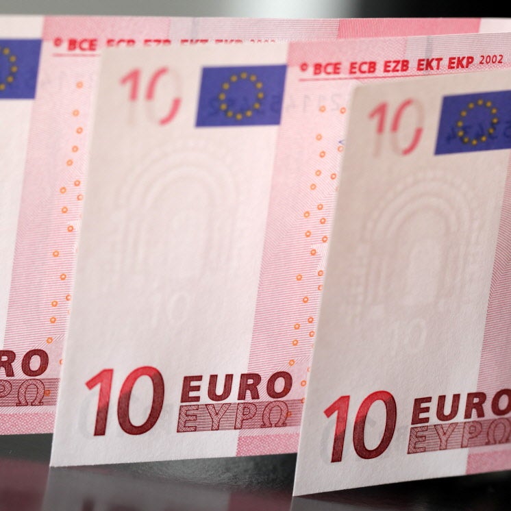 El euro llega a US$1,18 por primera vez desde diciembre de 2005