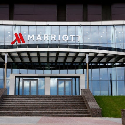 Cadena hotelera Marriott oficializa fusión con Starwood