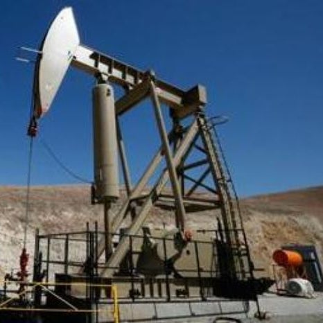 El petróleo supera la barrera psicológica de los US$50 el barril