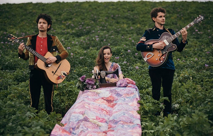 Monsieur Periné defendió su marca en la SIC | AsuntosLegales.co