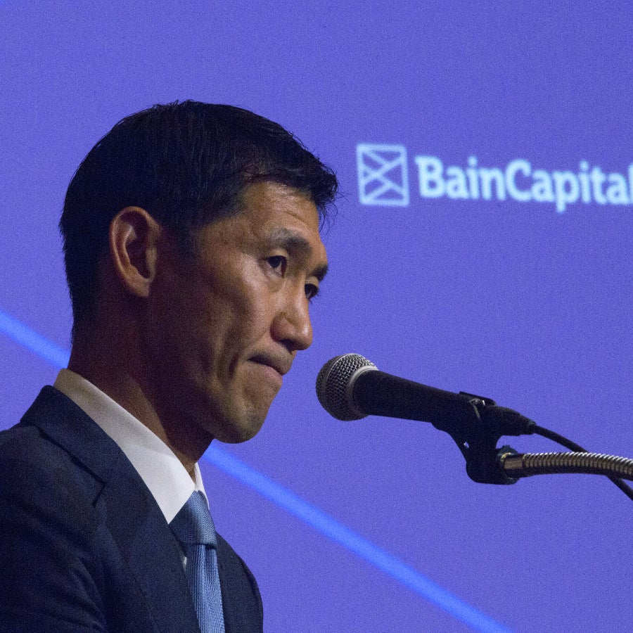 Bain Capital podría administrar activos inmobiliarios de Harvard
