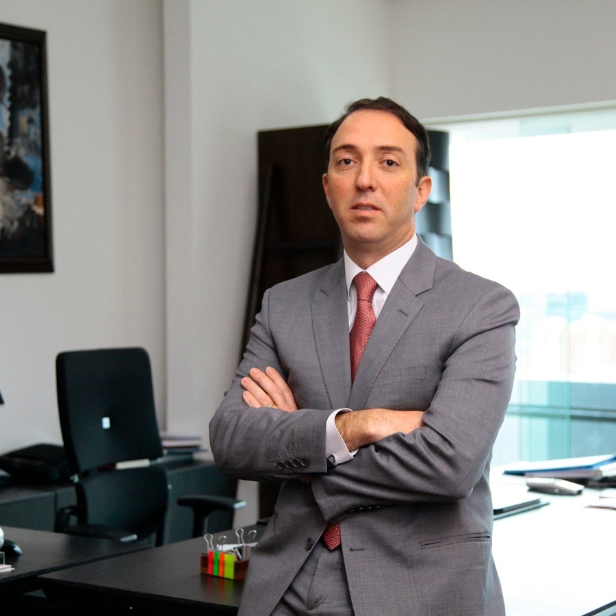 Por consolidación de Itaú, Pimentel es opcionado al Empresario del Año