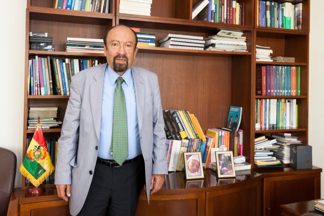 “Ninguna escuela de derecho forma corruptos. Es una actitud endémica ...