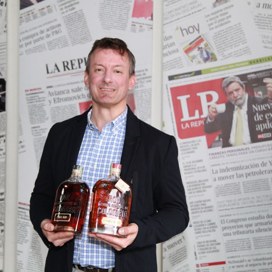 La marca de licor de lujo Ron Parce comenzará a venderse en el sector ...