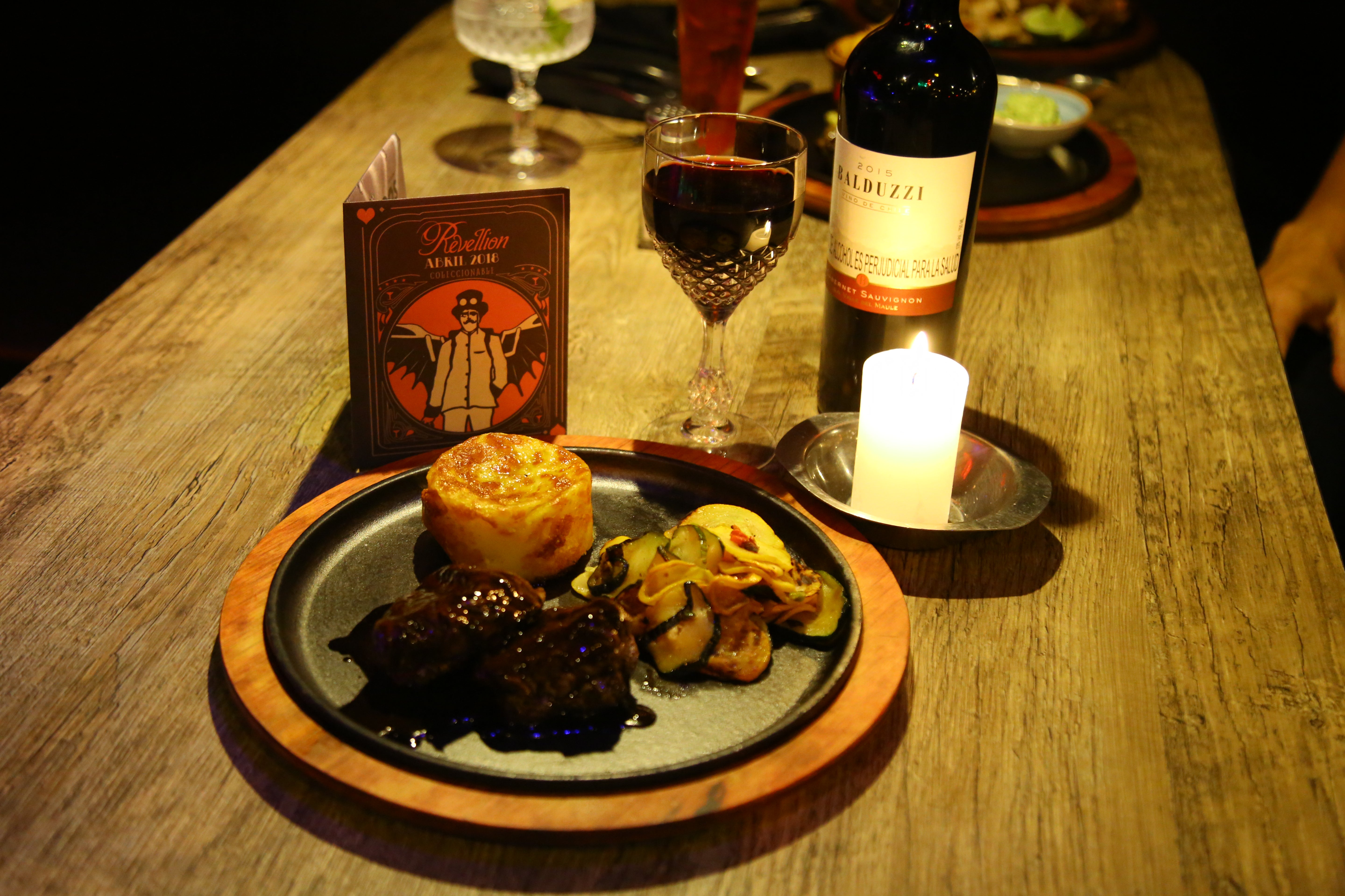 Revellion, el restaurante que mezcla la historia local con la ...