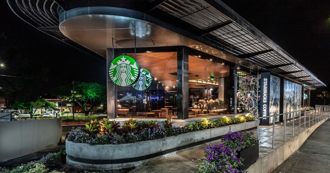 Starbucks anunció inversión de $23.232 millones y 15 nuevos locales en ...