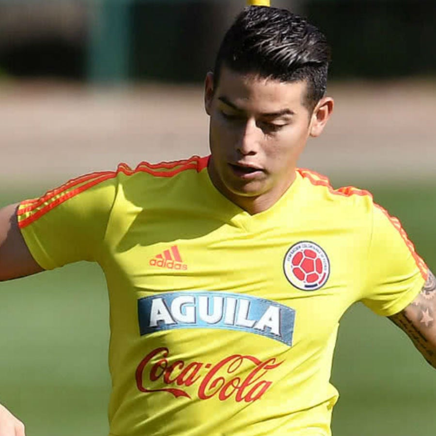 James y Barrios entrenaron con normalidad en el Sviyaga Stadium