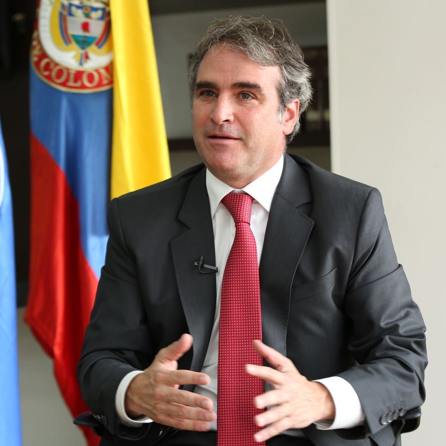 Desempeño de Robledo le da la mejor nota