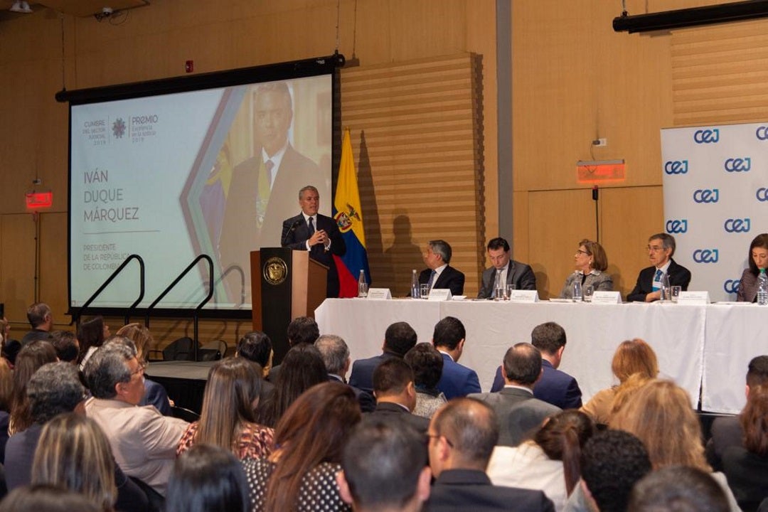 El Presidente Duque y funcionarios debaten los retos que tiene la Rama ...