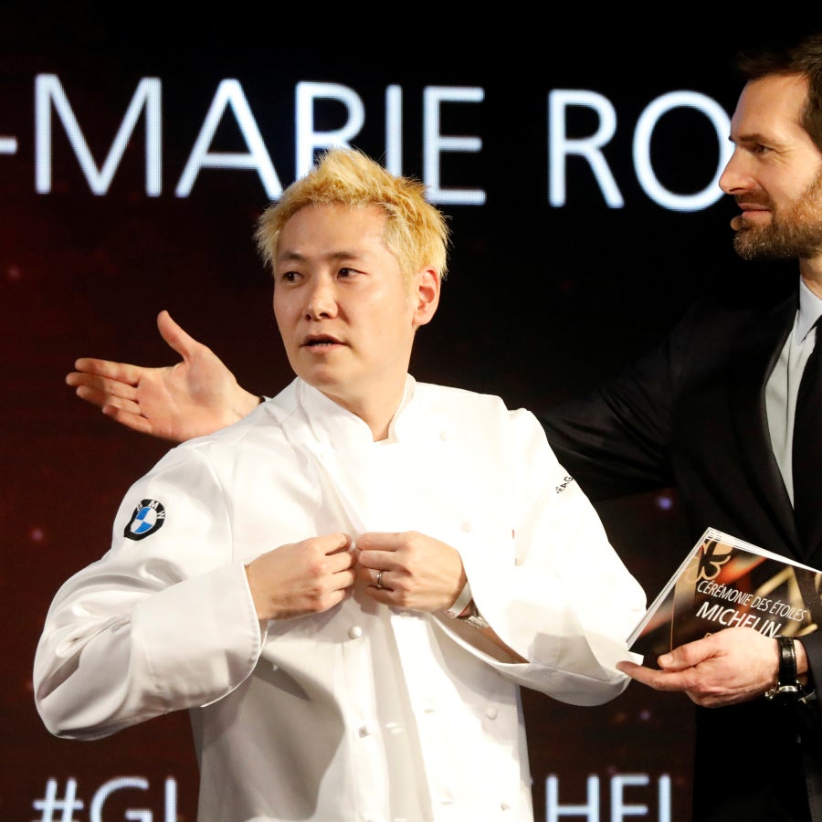 El japonés Kei Kobayashi se sumó a los 29 chefs en Francia con tres ...
