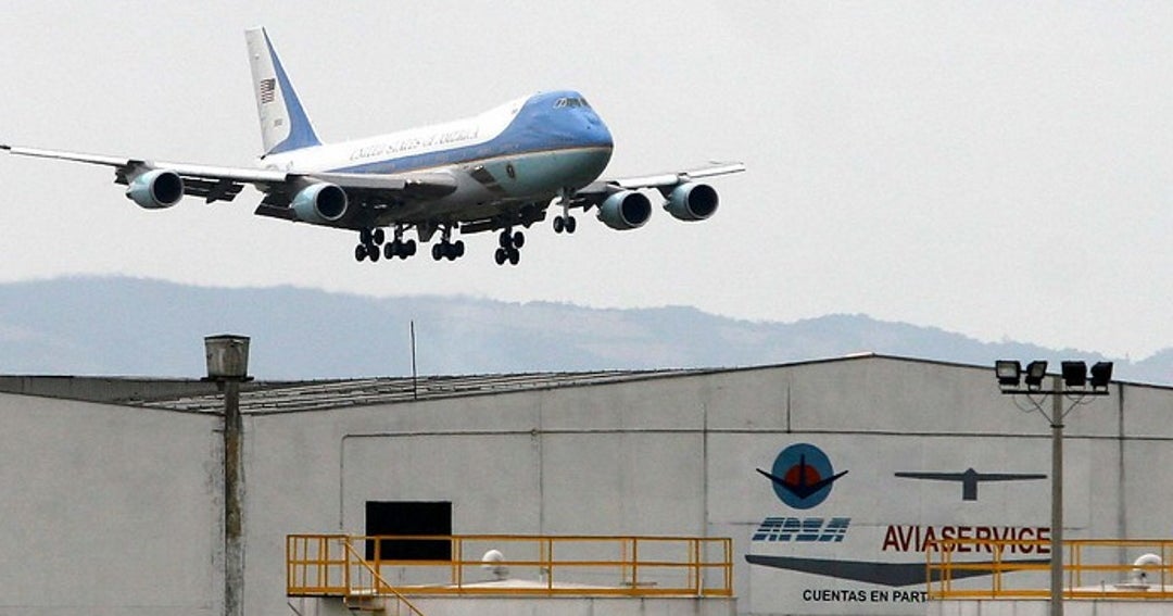 La FAA comenta que pilotos deben poder volar aviones sin necesitar ...