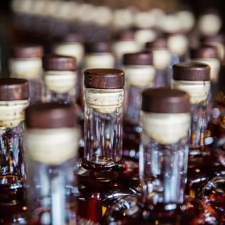 Francia lidera la lista de los mejores rones del mundo según el World ...