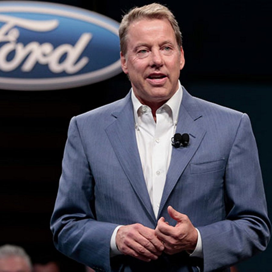 Acciones de Ford cerraron por primera vez en dos décadas por encima de ...