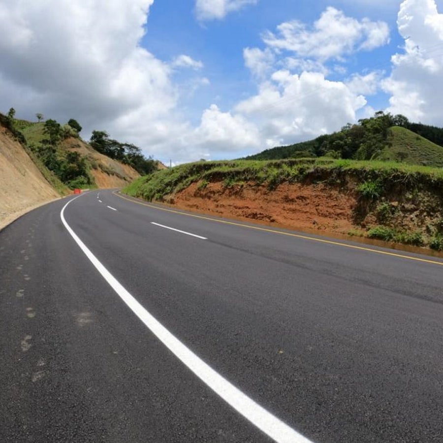 Gobierno puso en servicio cinco nuevos kilómetros del corredor Buga - Buenaventura