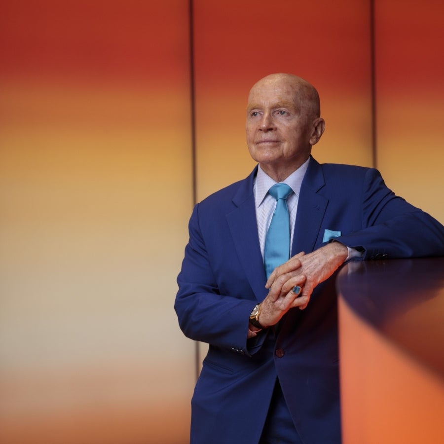 La guía de Mark Mobius para acertar con la inversión durante la crisis ...