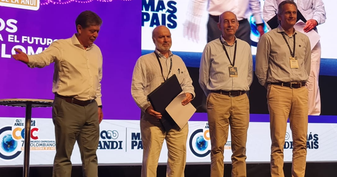 Carlos Julio Ardila y Daniel Haime Gutt reciben Orden al Mérito Empresarial