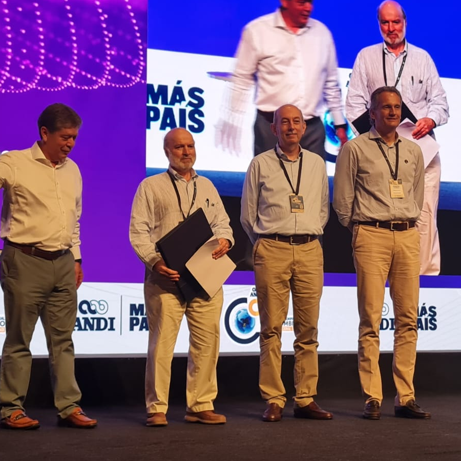 Carlos Julio Ardila y Daniel Haime Gutt reciben Orden al Mérito Empresarial