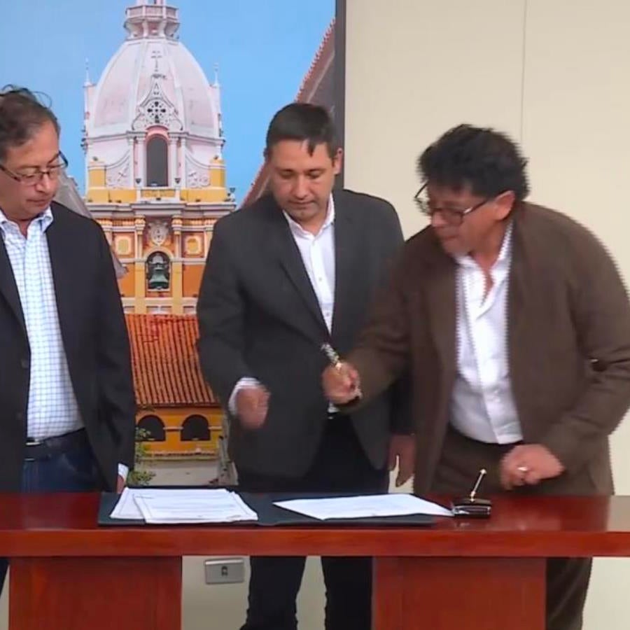 Javier Pava se posesionó director de la Unidad Administrativa de ...