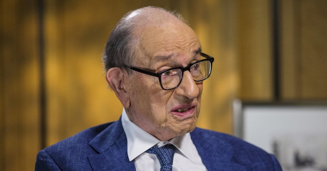 El exjefe de la Fed, Alan Greenspan, ve al dólar con un 'viento de cola ...