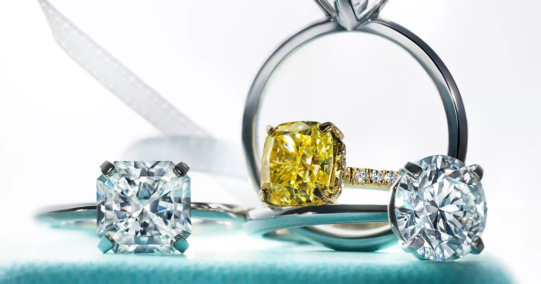 Los 10 anillos de compromiso más costosos comparten preferencia por los ...