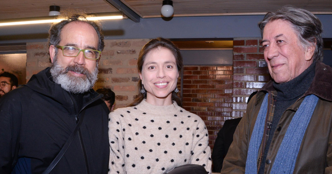 Alejandra Landinez entre los presentes en la Fábrica de Afectos ...