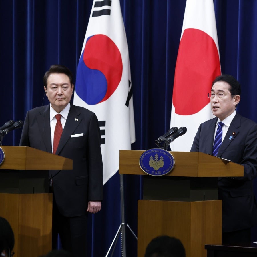 Una rara cumbre entre Japón y Corea del Sur podría ayudar a EE. UU ...