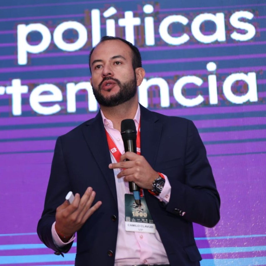 "HubSpot tiene como política incluir siempre personas diversas en sus ...
