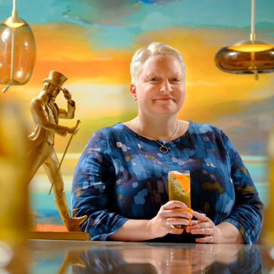 Emma Walker, la fiel guardiana del whisky Johnnie Walker, está de ...