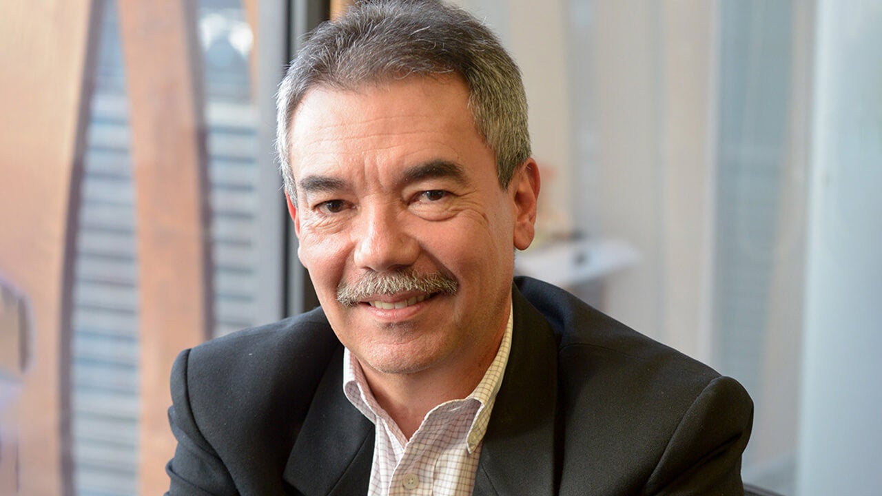 Esfuerzo tras de una gota de combustible