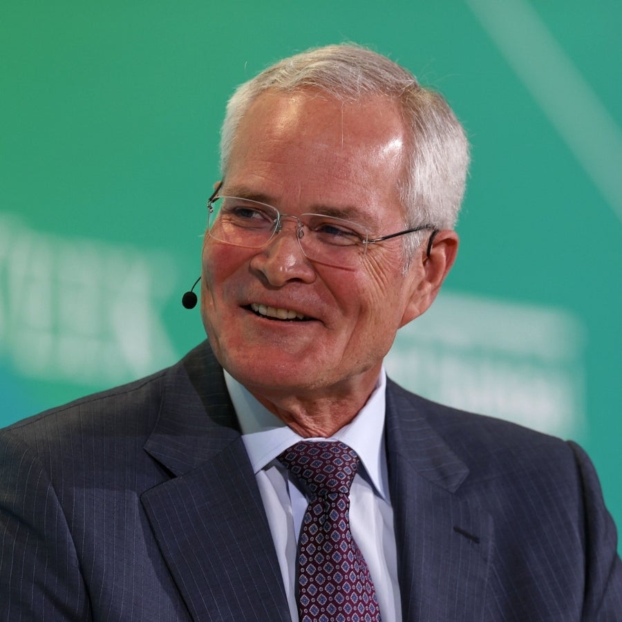 CEO de Exxon proyecta ahorros de US$2.000 millones por compra de ...