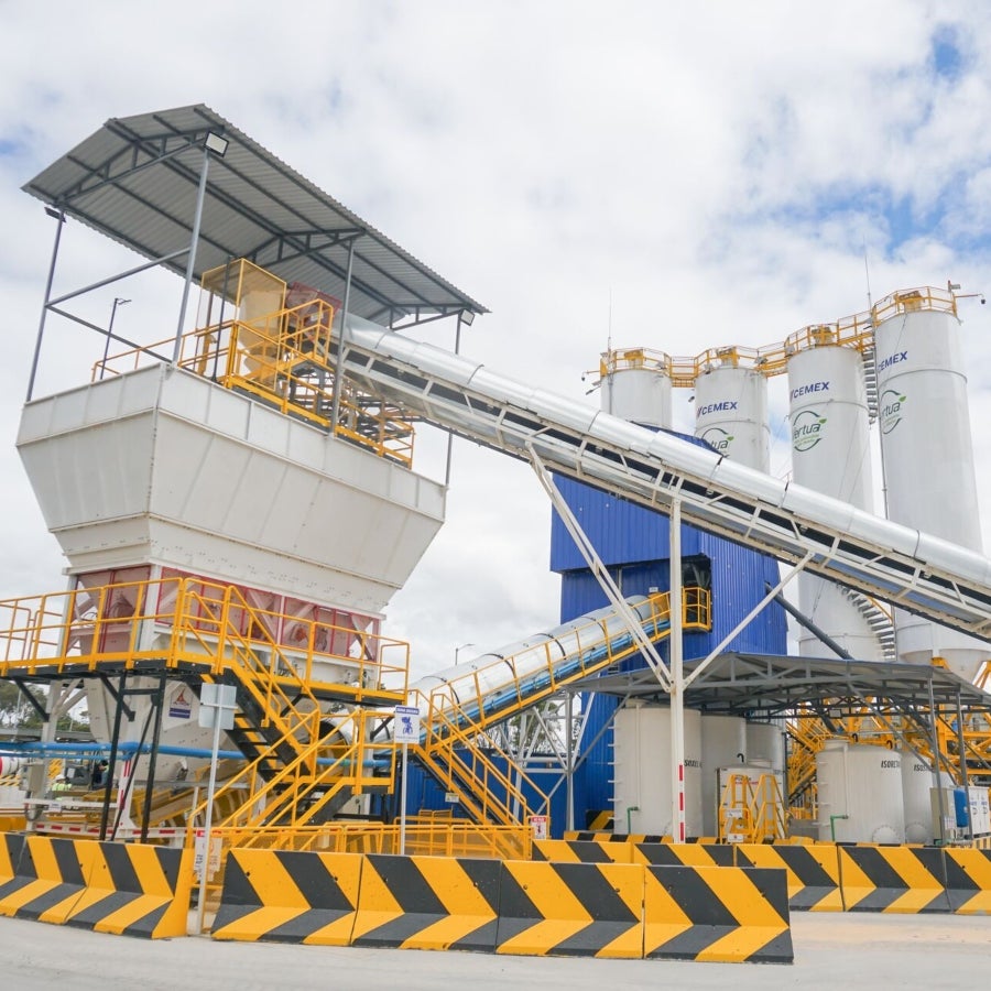 Cemex hizo inversión de $55.000 millones e inauguró una nueva planta en ...