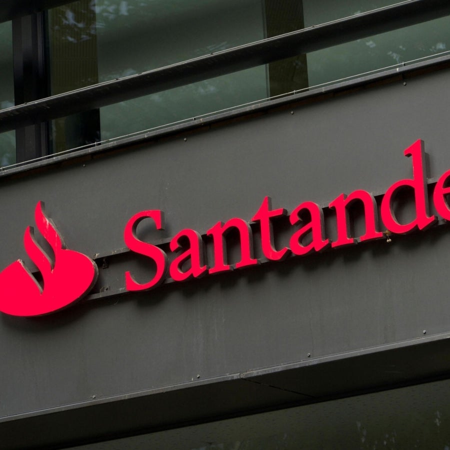 Santander nombra a un especialista en banca digital para dirigir su ...