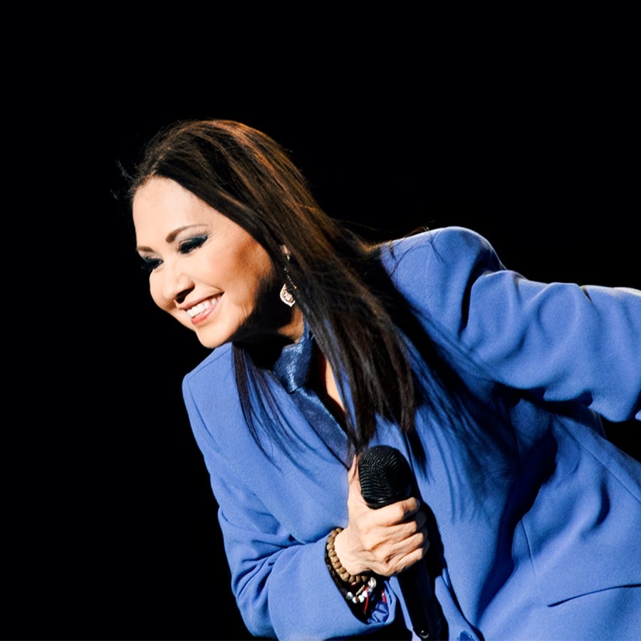 La mexicana Ana Gabriel celebrará los 50 años de su carrera en una gira ...