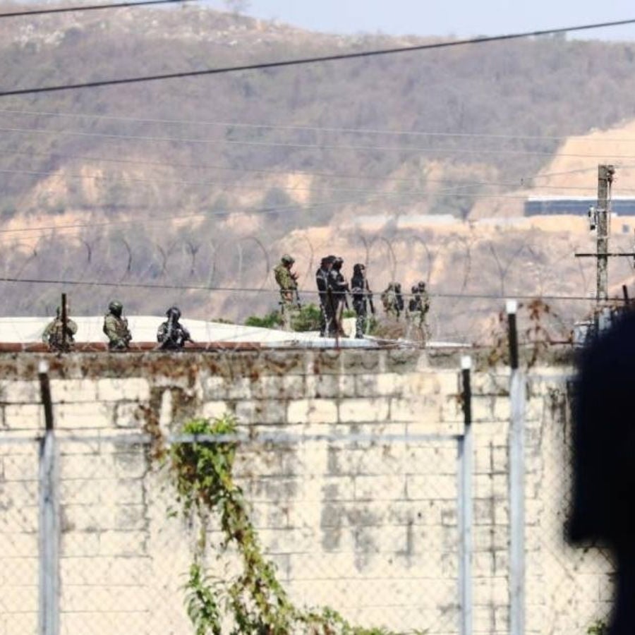 La cárcel de máxima seguridad de Ecuador La Roca es atacada con drones ...