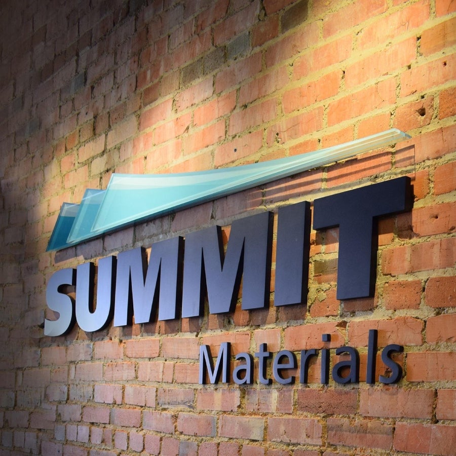 La cementera estadounidense Quikrete estaría buscando adquirir Summit ...