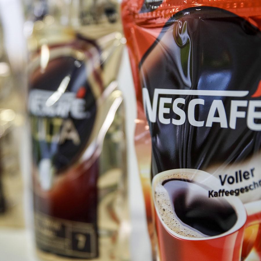 Nestlé seguirá aumentando los precios del café y disminuirá el tamaño ...