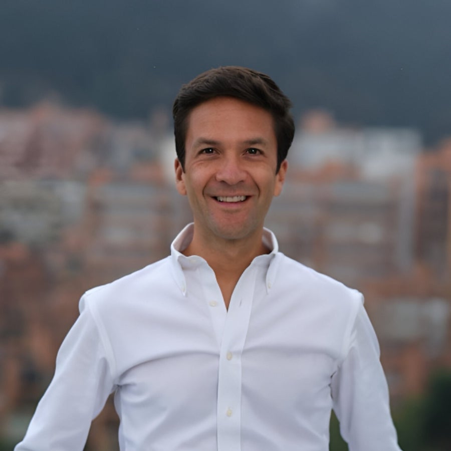 Julián Buitrago es el nuevo country manager de DataCrédito Experian ...