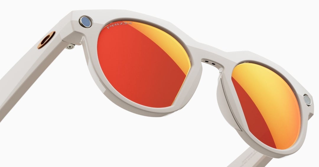 Meta lanza gafas Oakley con Inteligencia Artificial de US$399 y ...