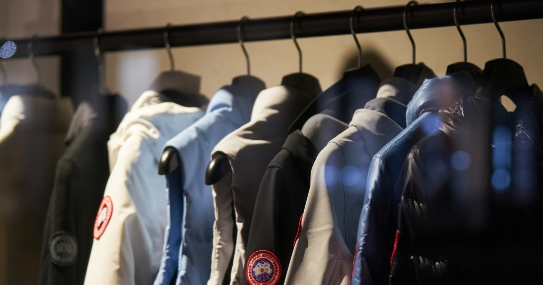 Canada Goose supera las estimaciones de ingresos gracias al aumento de las ventas