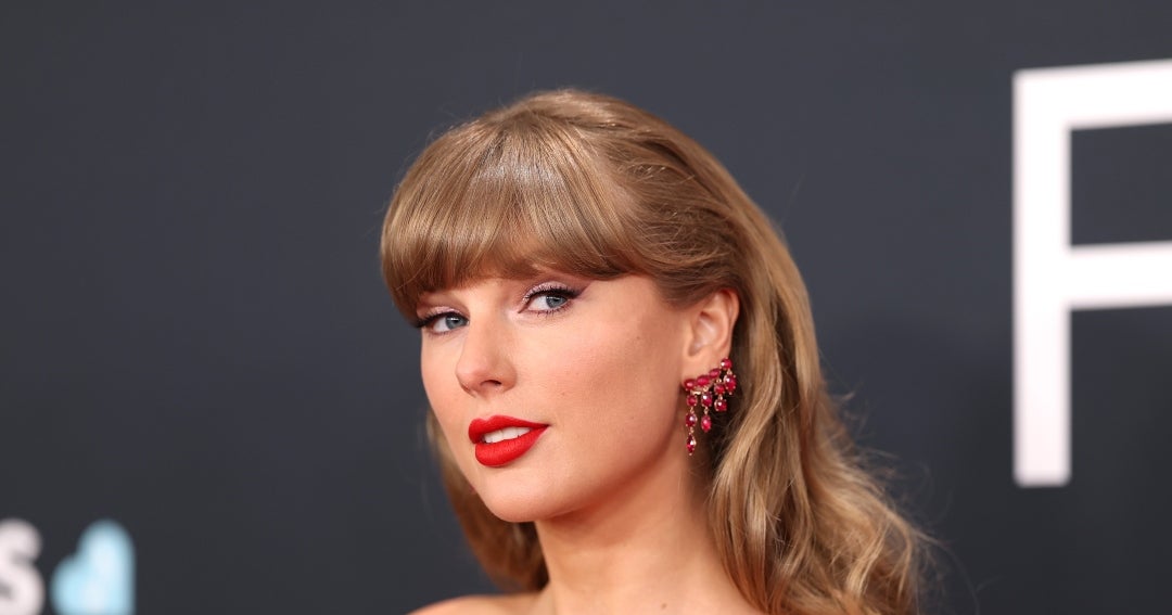 Taylor Swift hace historia al convertirse en la segunda más joven en ...