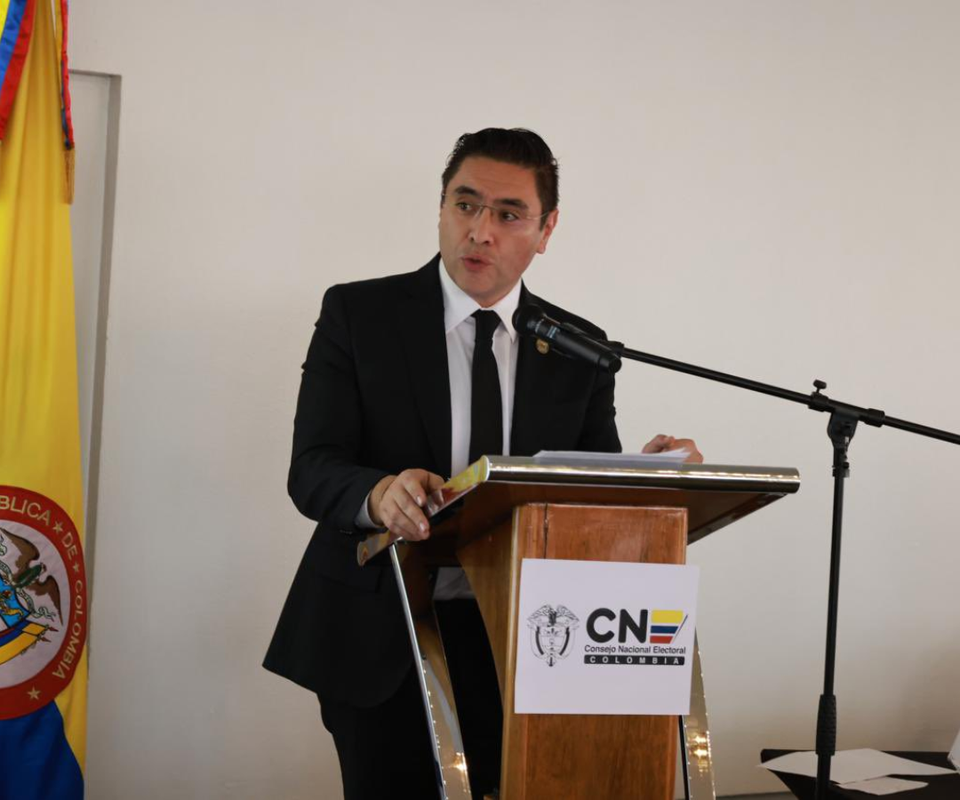 CNE prevé declarar presidente en 24 horas y pide ignorar resultados ...