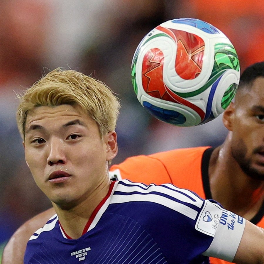 Japón remontó dos veces para igualar 2-2 ante Países Bajos en el grupo F