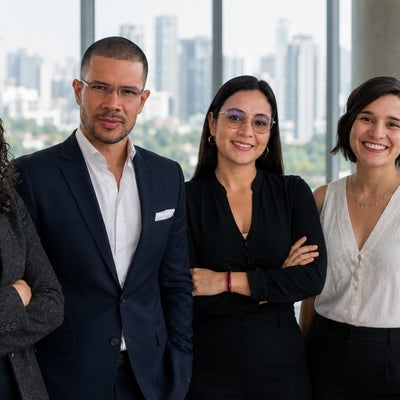 Daniel Acevedo fundó la firma boutique Bredia, enfocada en asesoría en ...